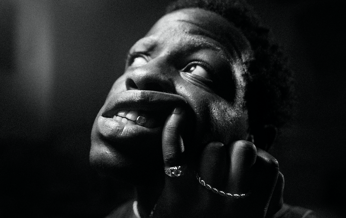 Theodor Black shares new single 'LOOP'