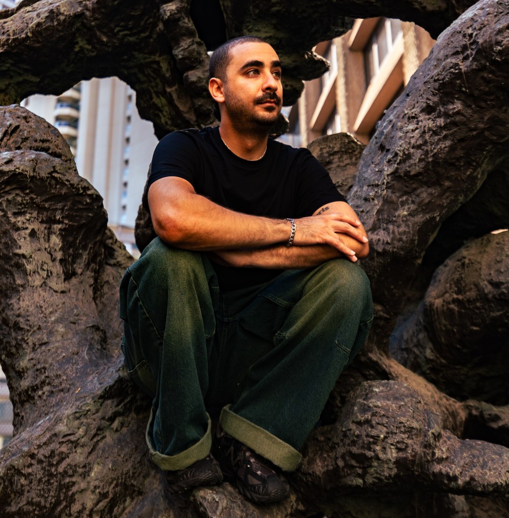 moktar releases new single via Astral People Recordings